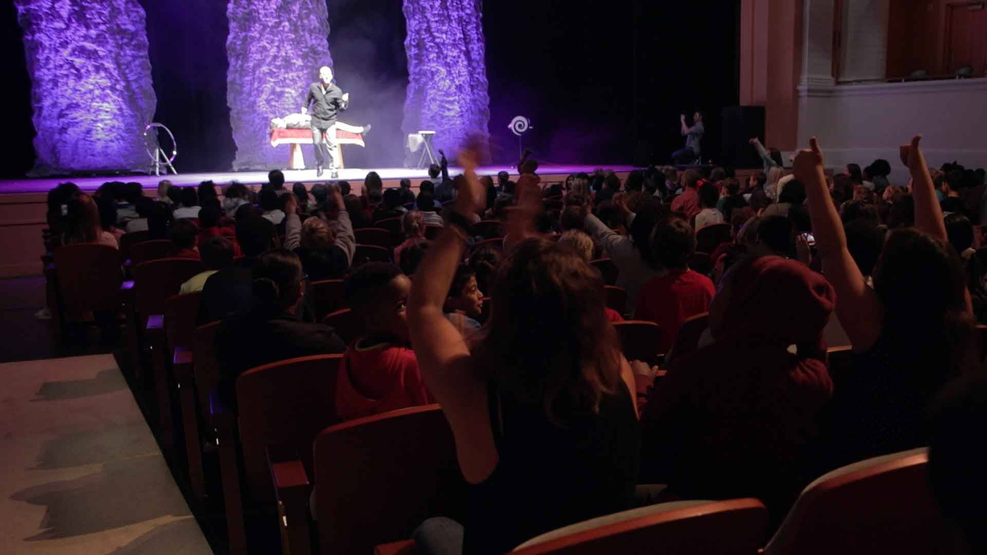 Discovery: Bill Blagg's The Science Of Magic | Field Trip